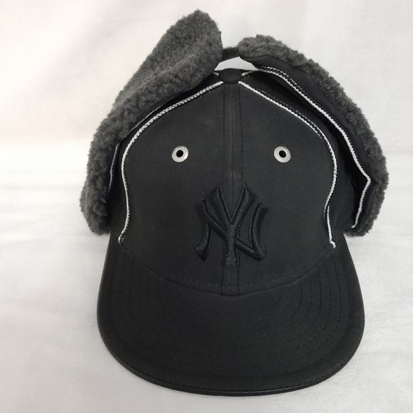 New Era | Accessories | New Era Mlb New York Yankees Black Winter Full ...
